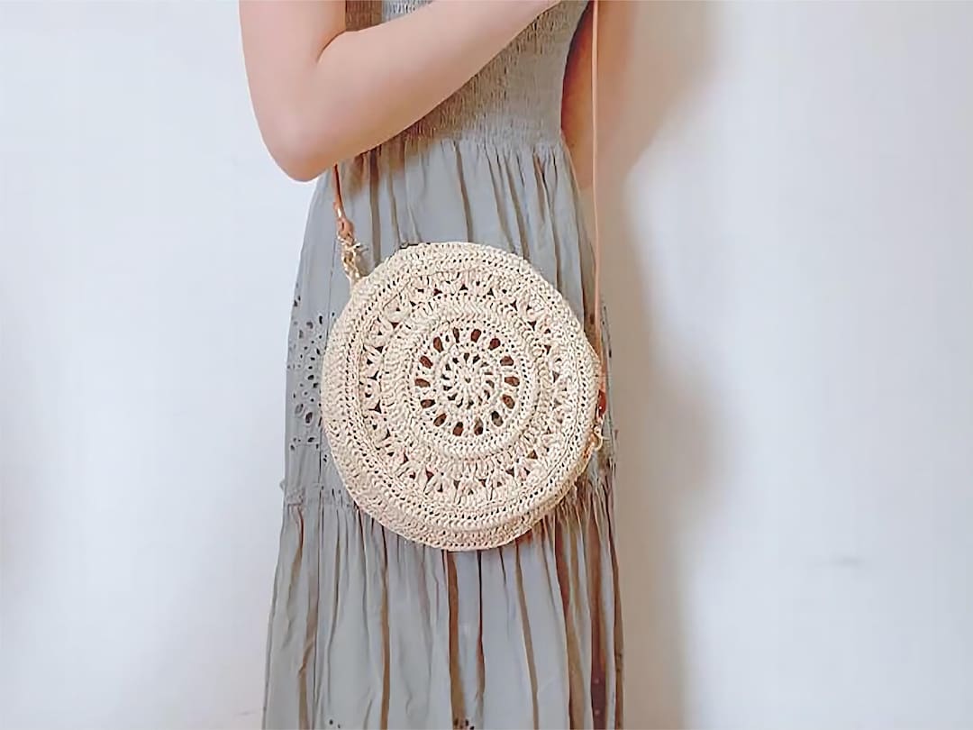 Round Raffia Bag Crochet Pattern, Handmade Round Raffia Bag Crochet ...