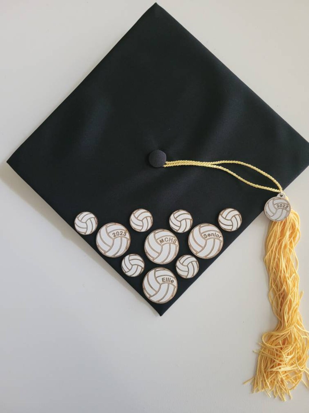GRADUATION CAP DECORATIONS + Grad Cap Decor + High School Graduates ...