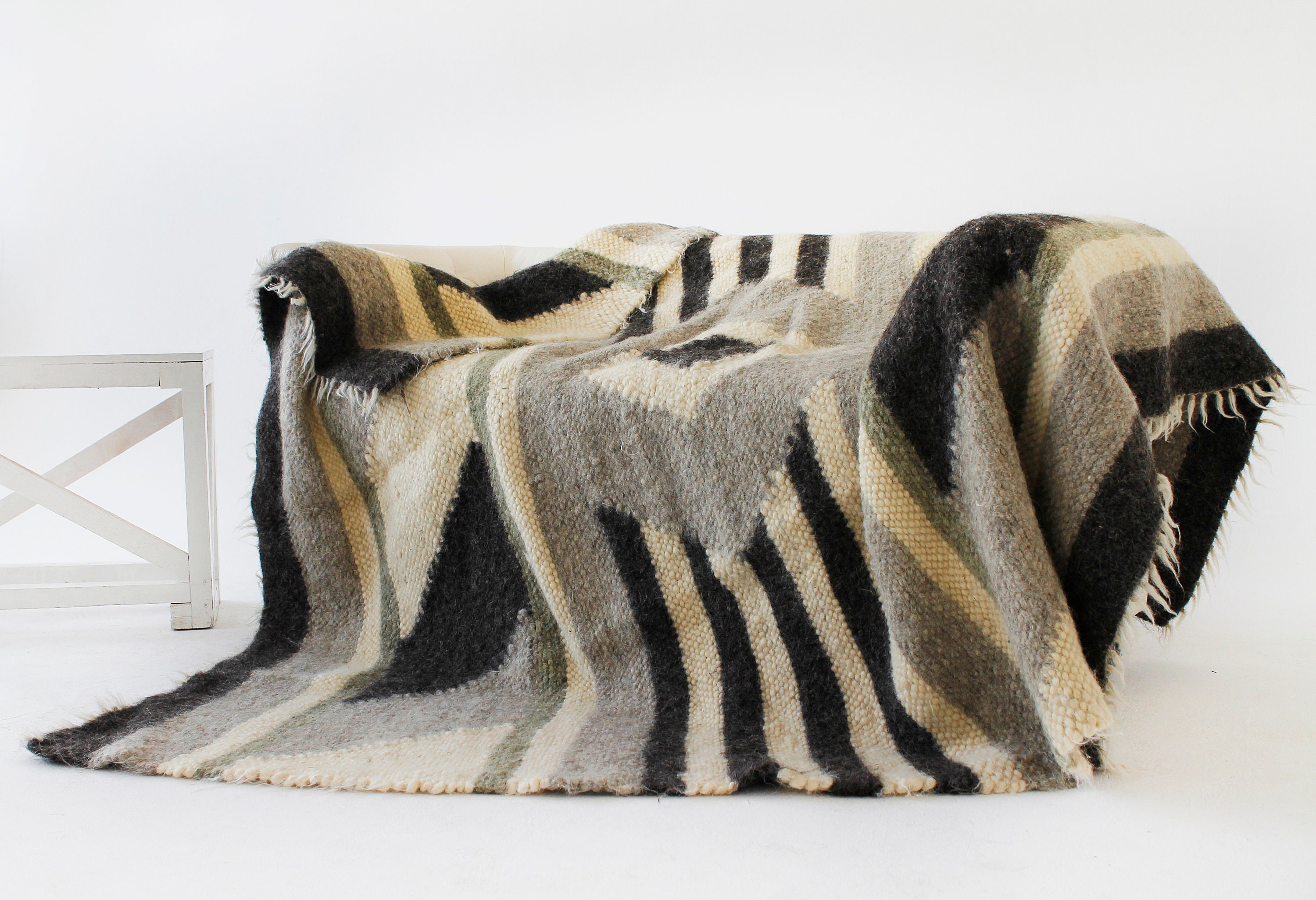 Grey Heavy Throw Blanket Queen Size Natural 100% Wool Plaid - Etsy