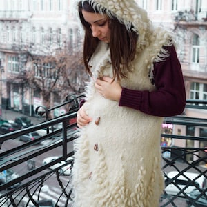 Ethnic White Wool Coat Eco-friendly Winter Hooded Coat Buttoned Woven ...