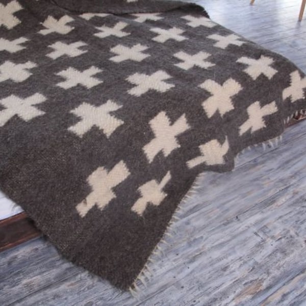 Swiss Cross Rug - Etsy