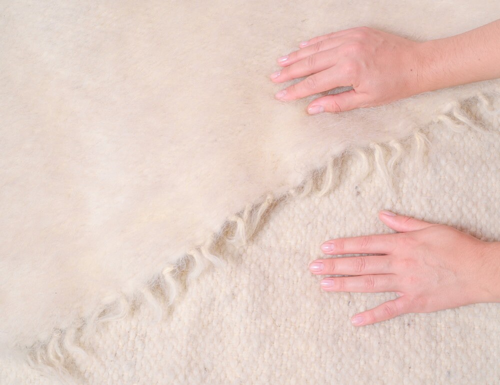 Outdoor Berber Blanket Bulky, White Blanket Throw Thick Woolen Swedish ...