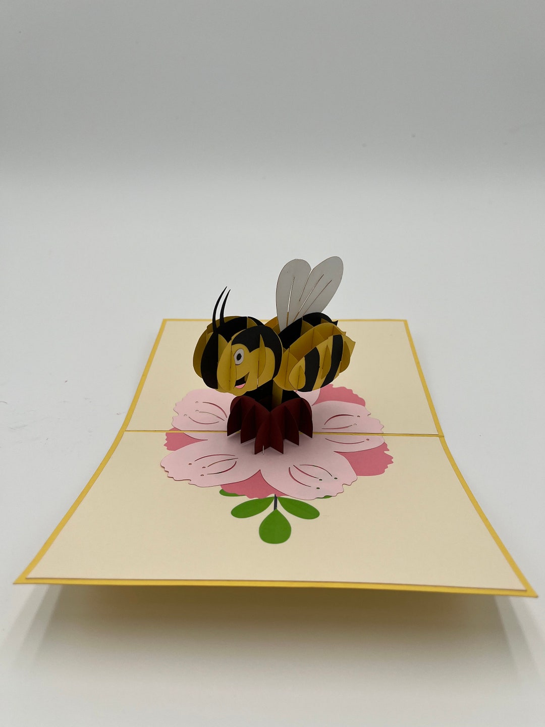 Fluttering Bee Bloom: 3D Bee Pop-up Greeting Card for Any Occasion - Etsy