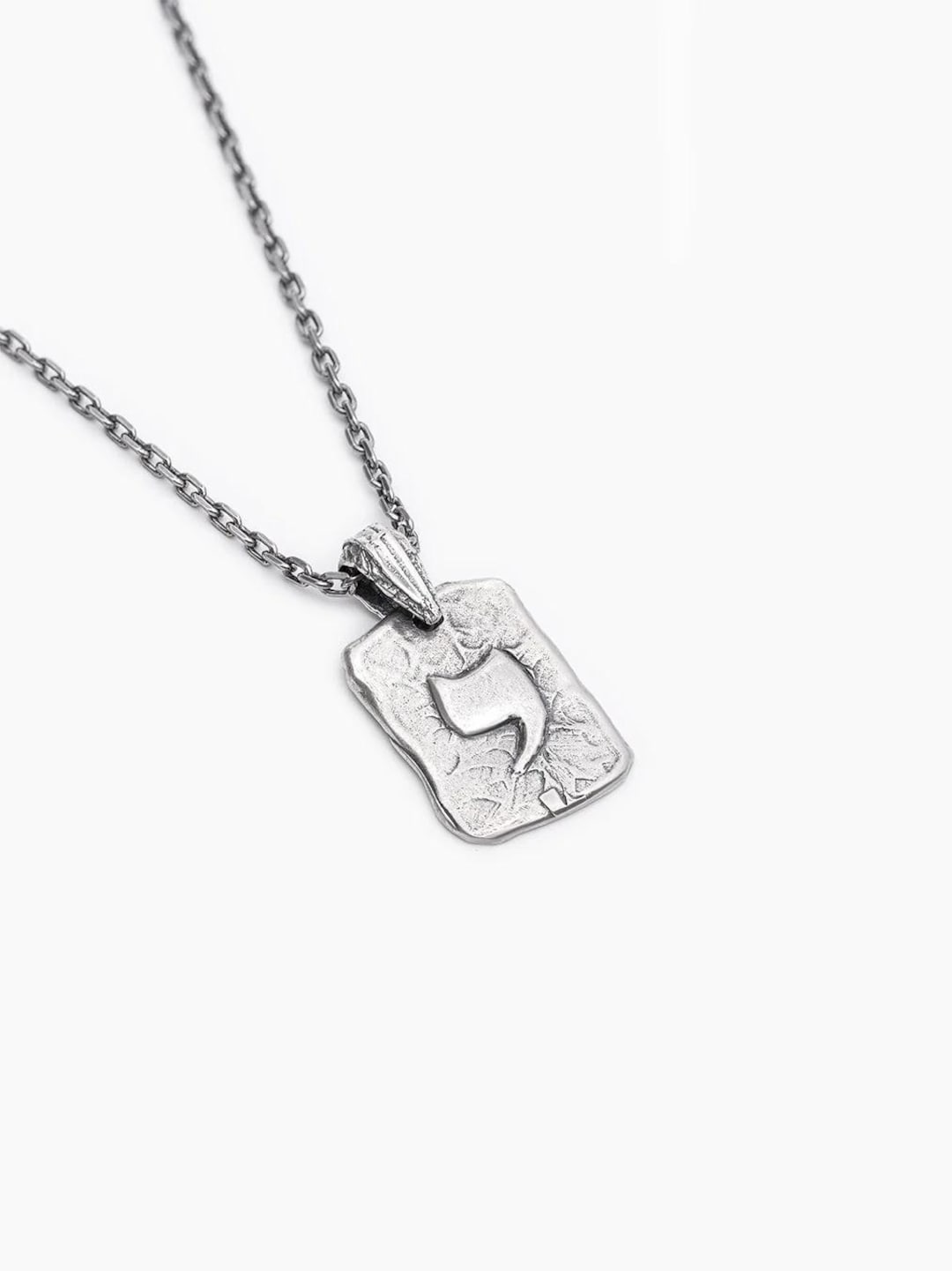 Letra hebrea en plata de ley 925, regalo judaico hecho a mano - Etsy México