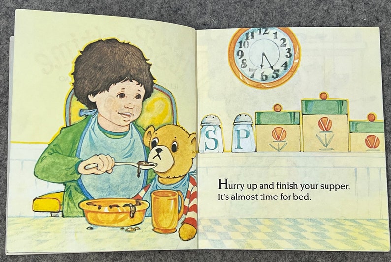 IT'S BEDTIME A First Little Golden Book 10135-12 by B.G. Ford ...