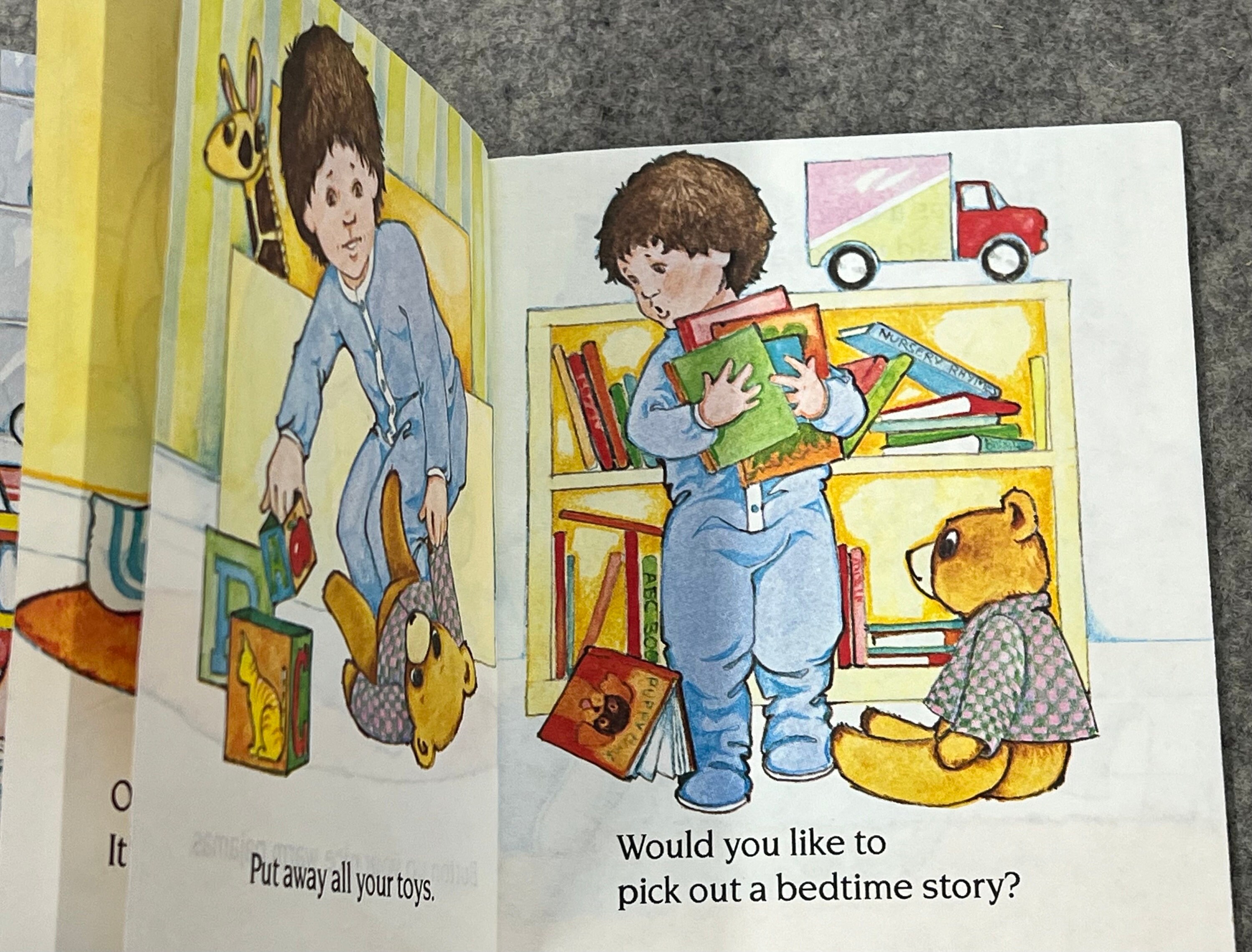 IT'S BEDTIME A First Little Golden Book 10135-12 by B.G. Ford ...