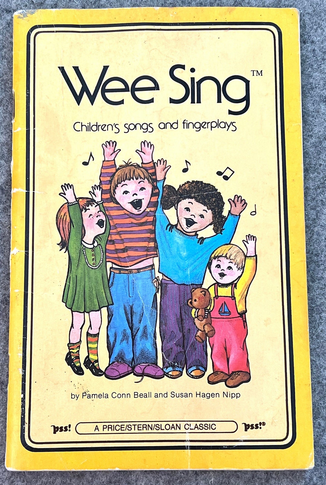 Wee Sing Children's Songs and Fingerplays by Pamela Conn Beall and ...
