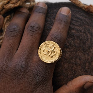 Mens Ring - St George Sovereign Ring - Gold Coin Ring - 18K Gold Rings ...