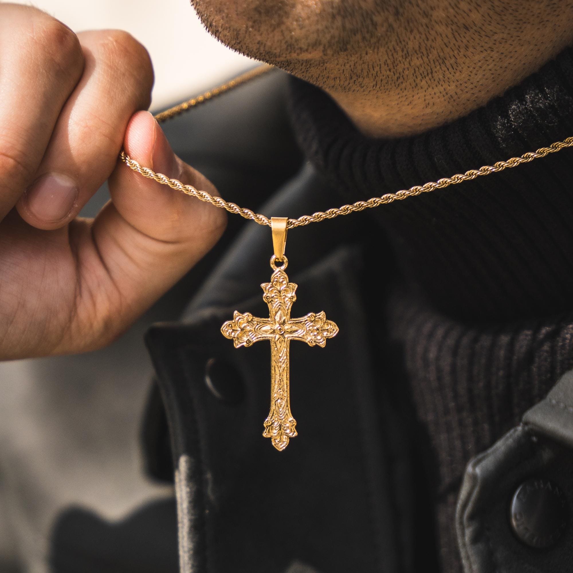 18K Gold Cross Necklace Pendant for Men - Vintage Styled Crucifix Cross ...