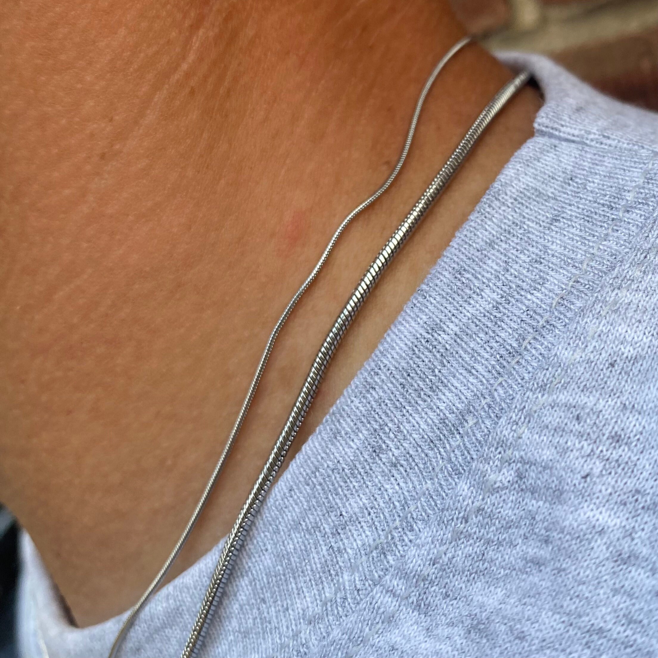 Mens Silver 1mm Snake Chain - Mens Snake Necklace - Minimalist Chain ...