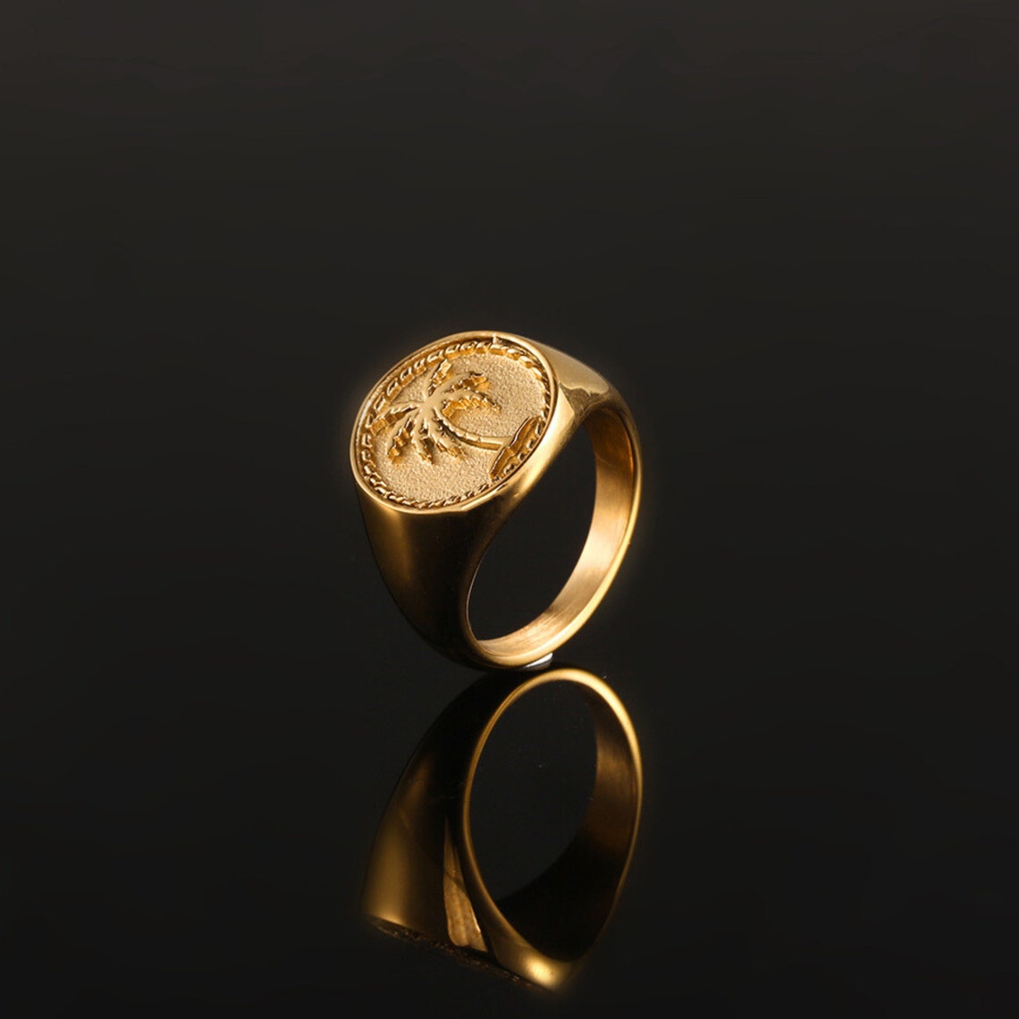 18K Gold Palm Tree Sovereign Signet Ring - Mens Ring - Gold Signet Ring ...