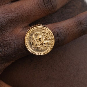 Mens Ring - St George Sovereign Ring - Gold Coin Ring - 18K Gold Rings ...