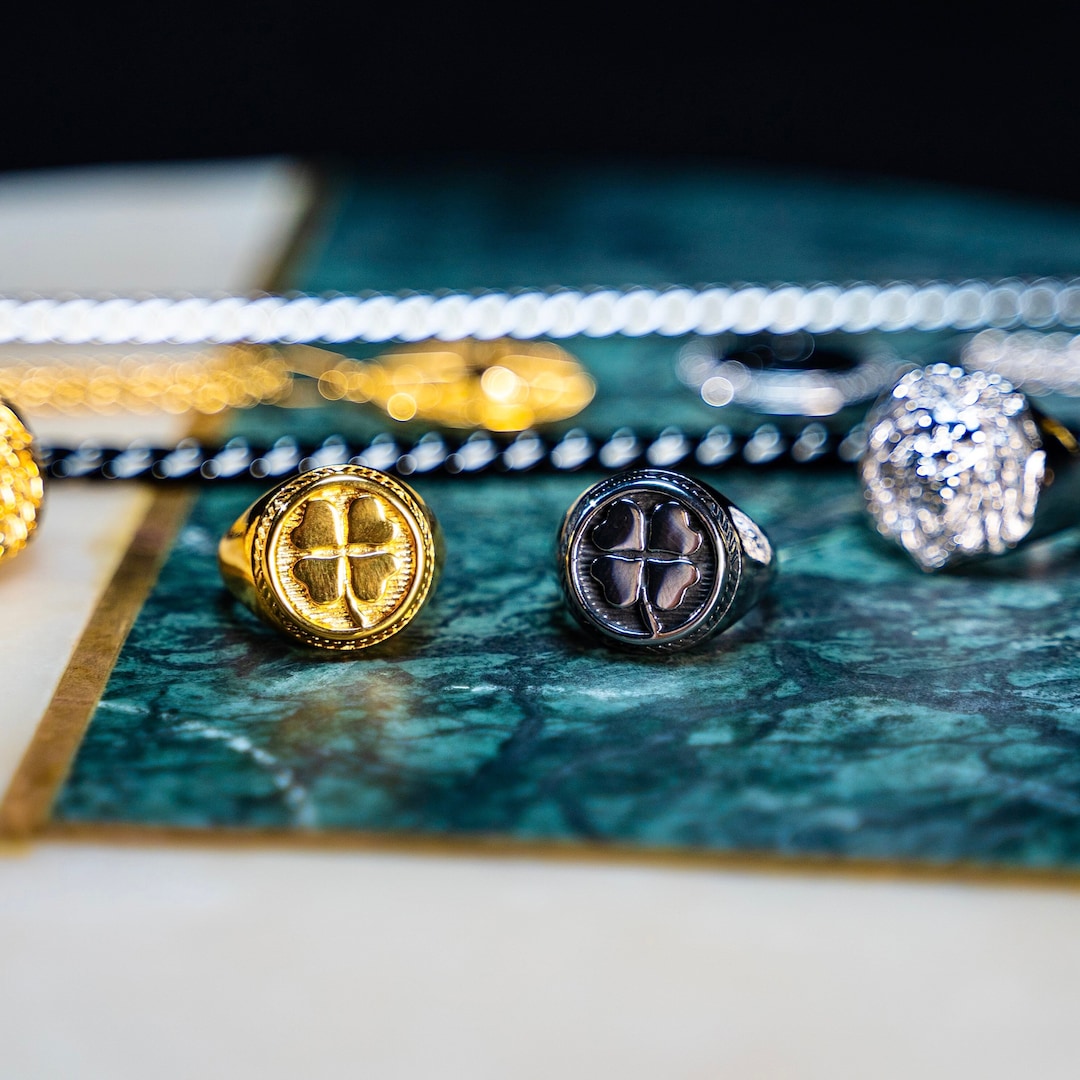Four Leaf Clover Ring - Mens Ring - Large Clover Signet Ring - 18K Gold Rings for Men - Mens ...