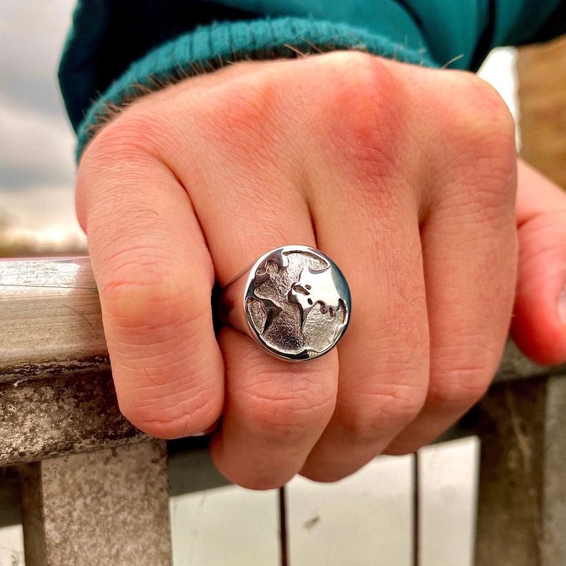 Gold World Map Signet Ring Mens Rings 18K Gold Signet Ring - Etsy