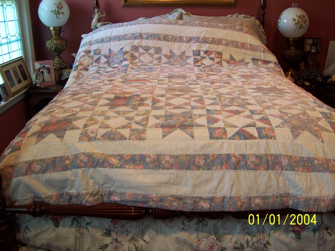 Variable Star Pattern Quilt - Etsy