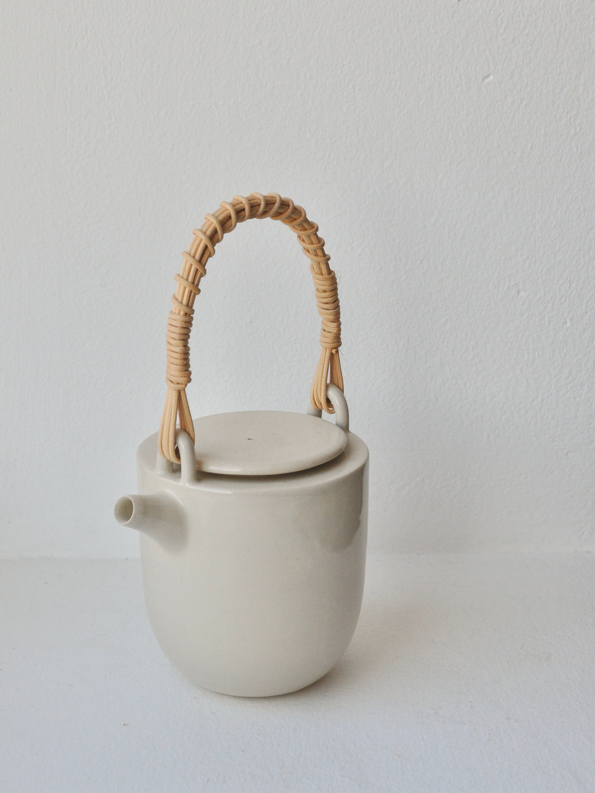 Teapot Traditional Japanese Teapot With Handmade Wicker Handle - Etsy