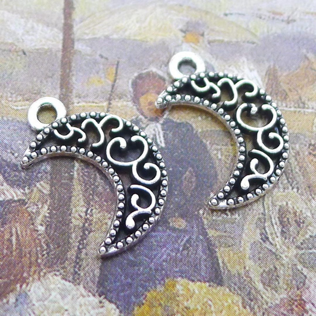 80PCS Antique Silver Tone Filigree Crescent Moon Charm Pendant JHS406 ...