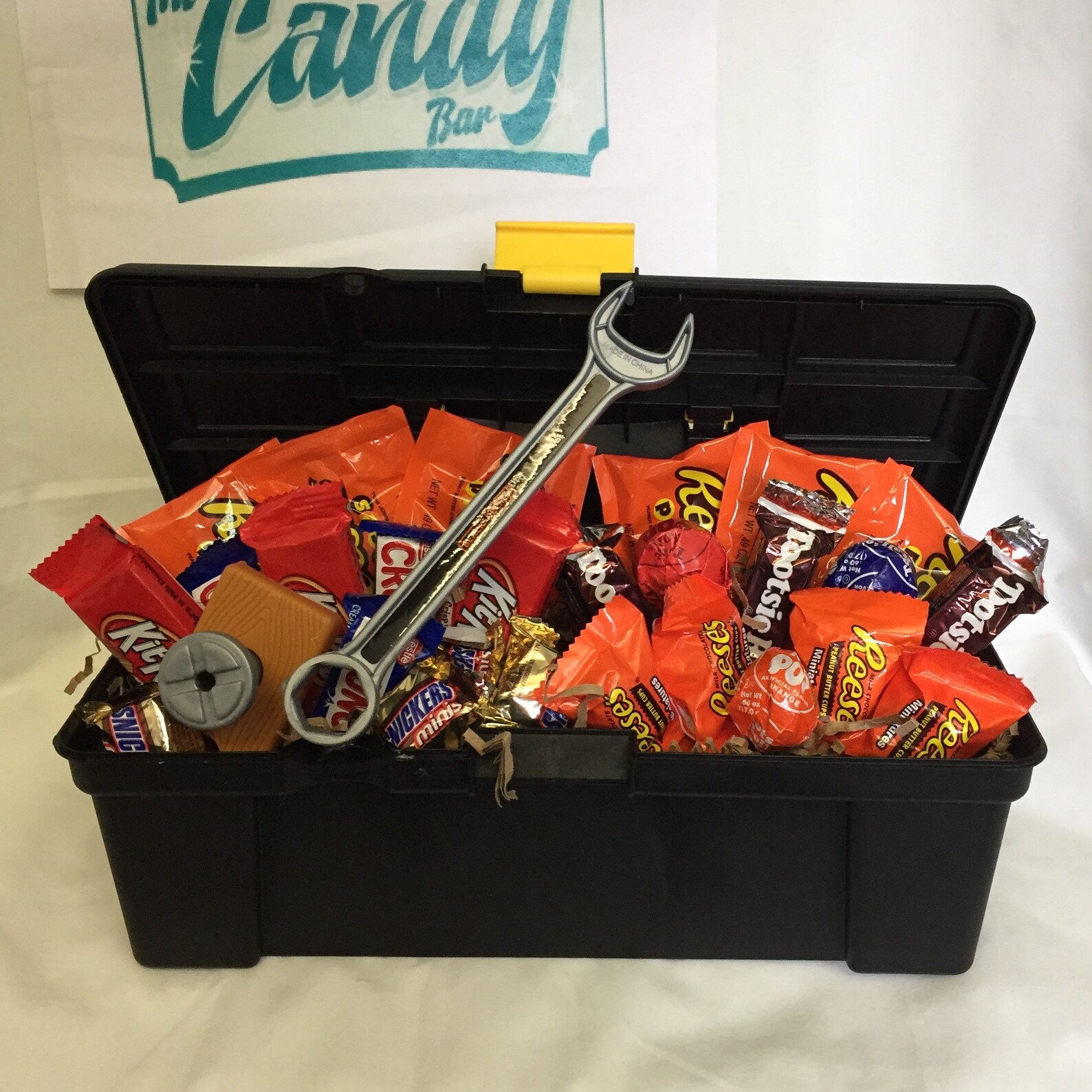 Tacklebox/toolbox Candy Arrangement - Etsy