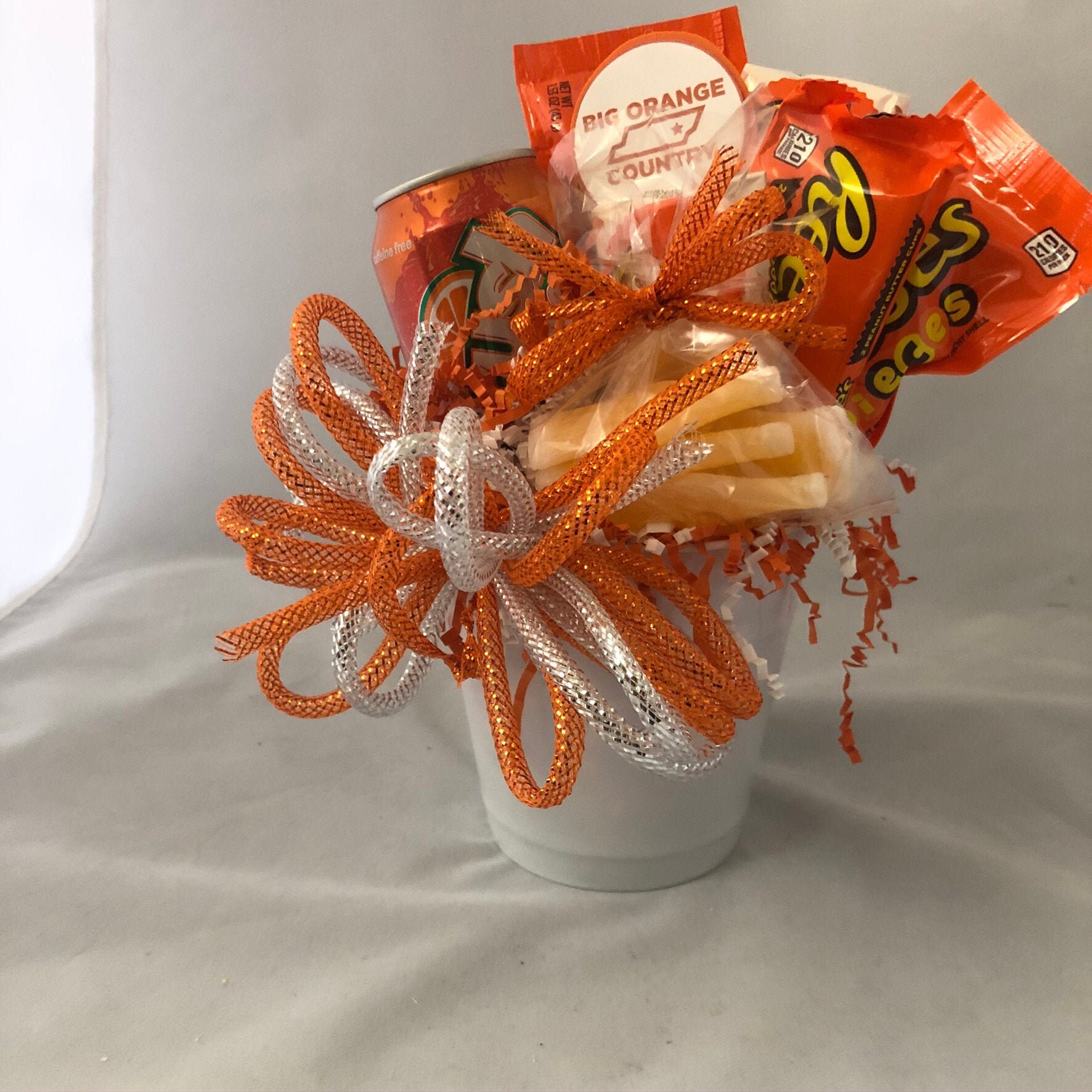 GBO Go Vols Candy Arrangement - Etsy