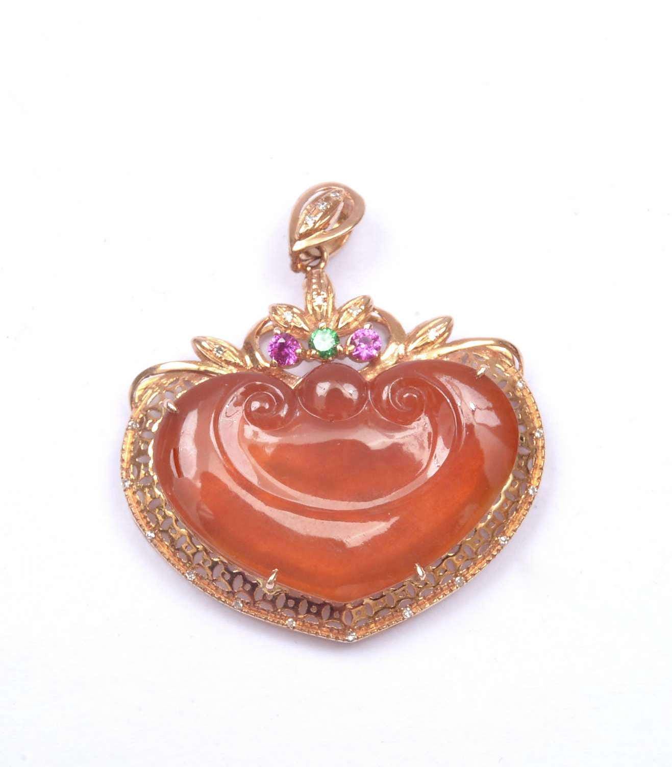 Vintage Chinese 18K Gold Red Jadeite Jade Carved Carving Pendant Marked ...