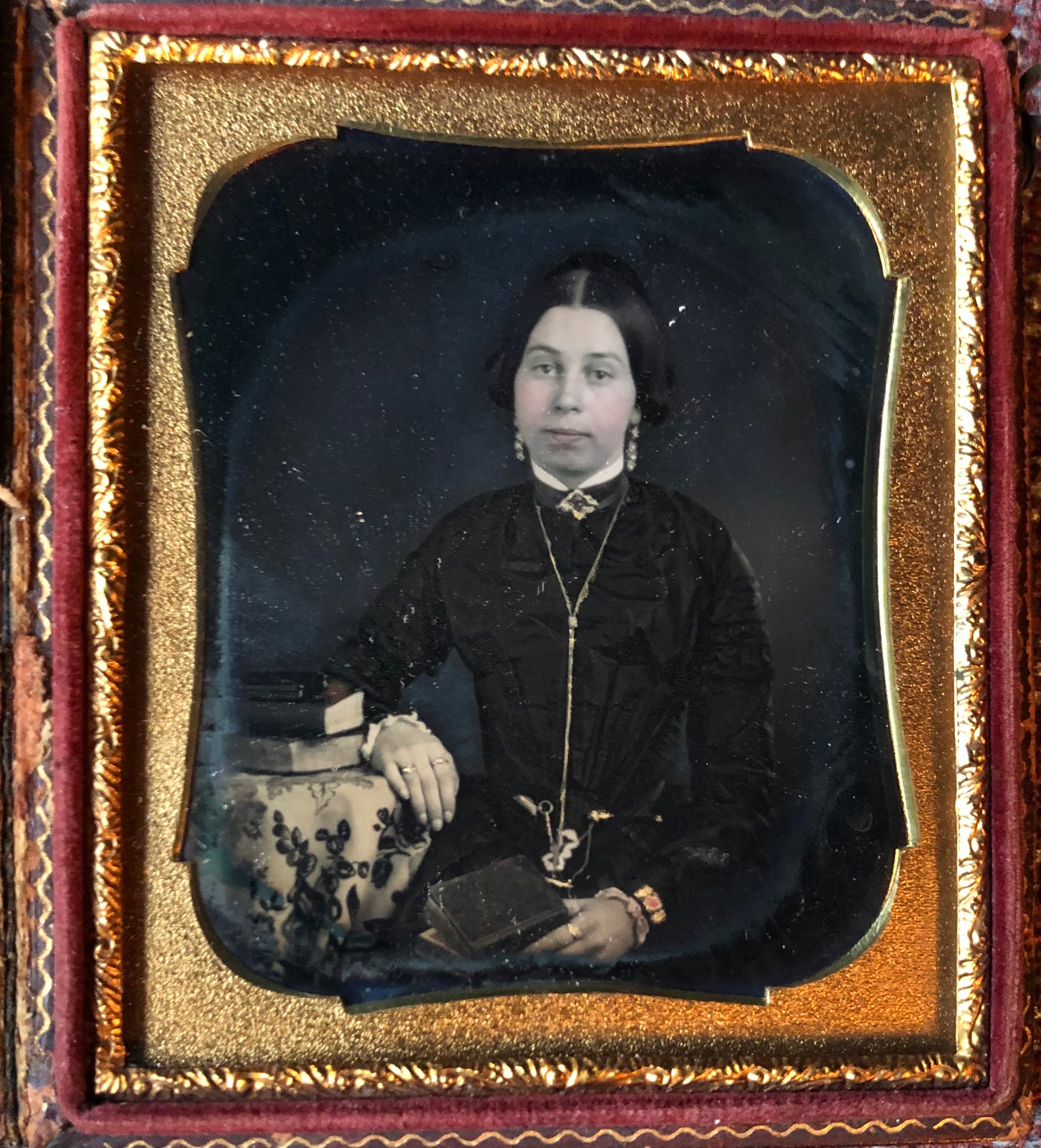 A Pretty Woman Wearing a Lot of Vintage Jewelry. A 6 Th Plate ...