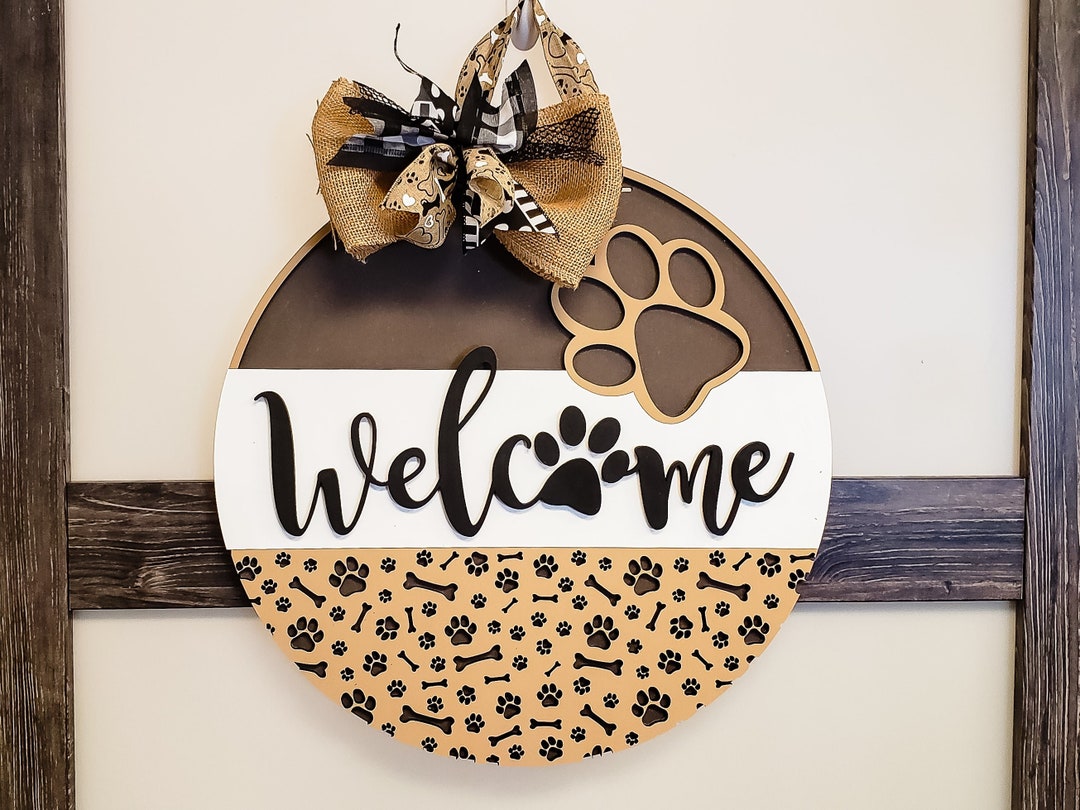 Welcome Wood Door Hanger, Paw Print Door Decor, Pet Lover Welcome Sign ...