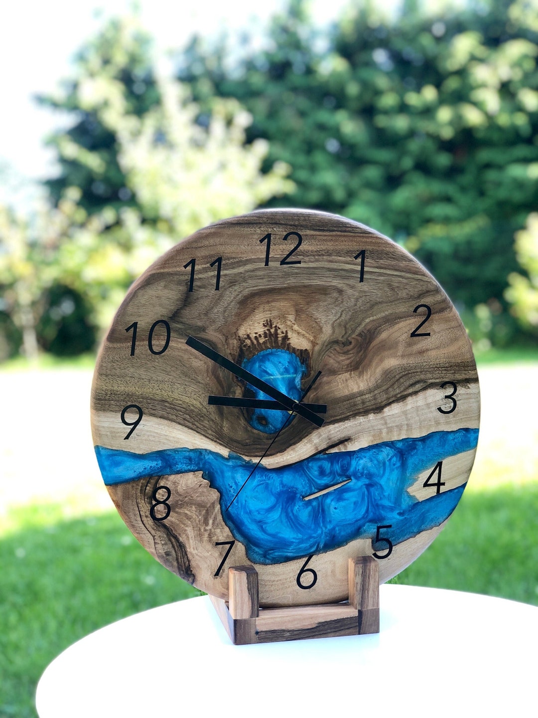 Live Edge Wooden Wall Clock | Resin Epoxy & Walnut Watch | Unique Hand ...
