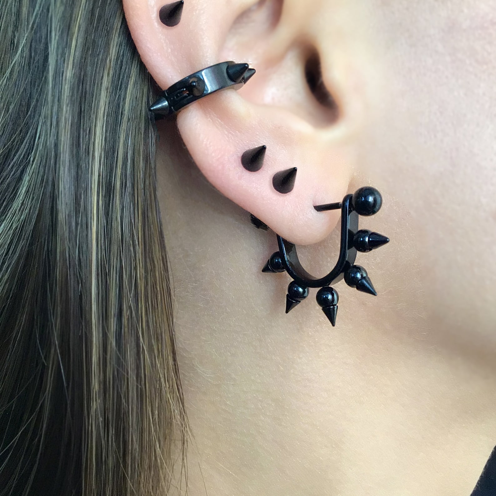 SINGLE Spike Cartilage Earring Helix Stud Cartilage Stud - Etsy