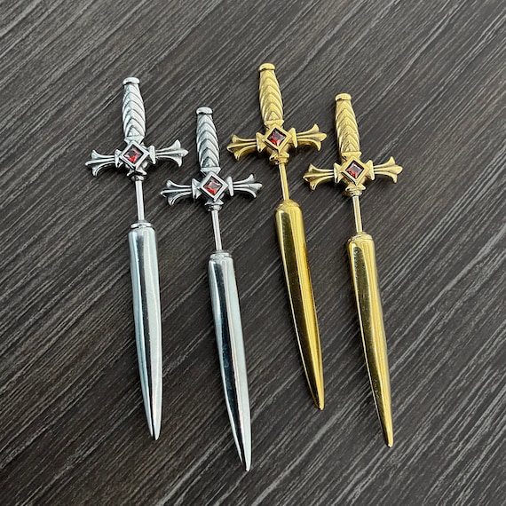 Ear Dagger