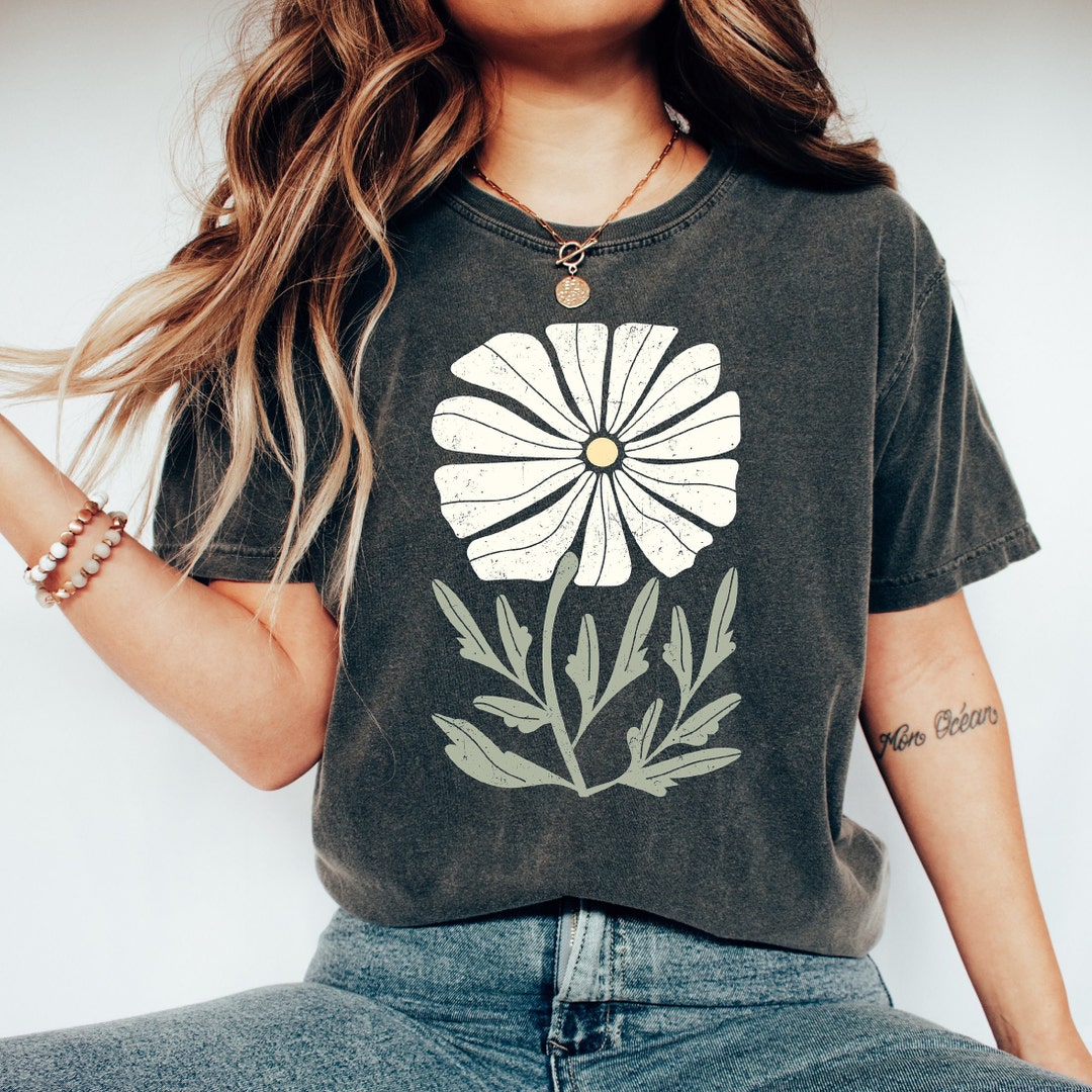 Womens Daisy Flower Shirt, Cute Spring Floral Shirt, Wildflowers Shirt ...