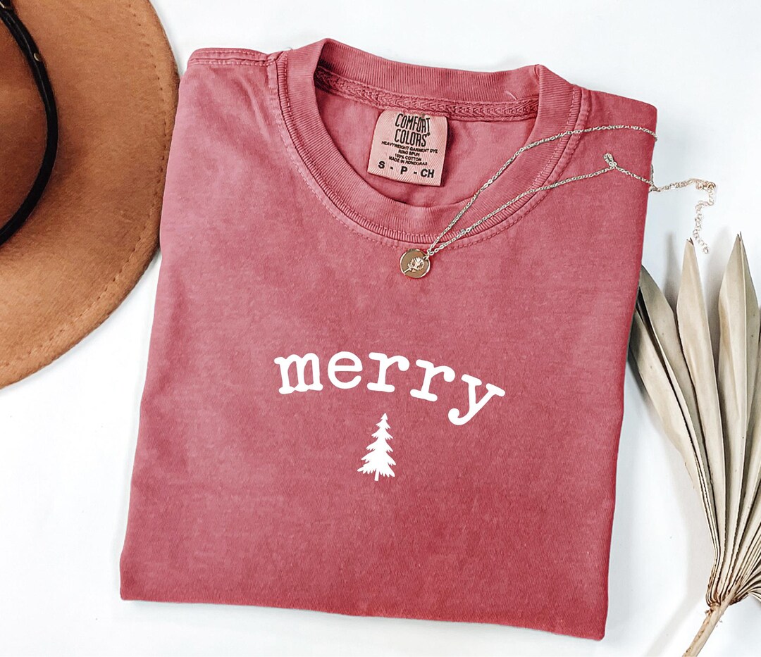 Minimal Merry Christmas Tree Shirt, Womens Christmas Shirt, Holiday ...