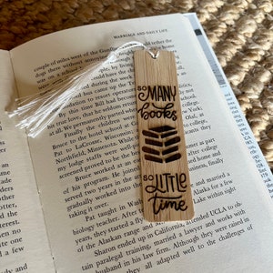 Wooden Engraved Bookmarks - Gift for Book Lovers - Etsy