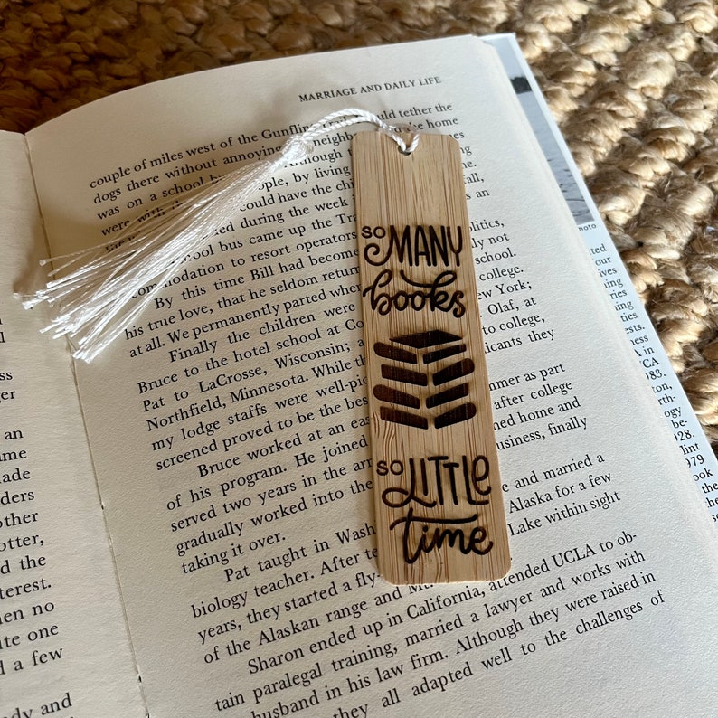 Wooden Engraved Bookmarks Gift for Book Lovers - Etsy