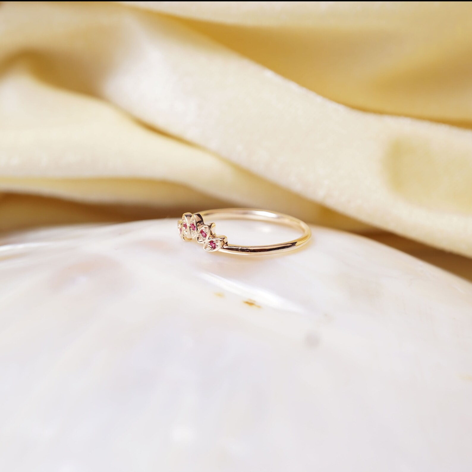 14k Gold Art Deco Ruby Ring / Wedding Ring / Stackable Ruby | Etsy