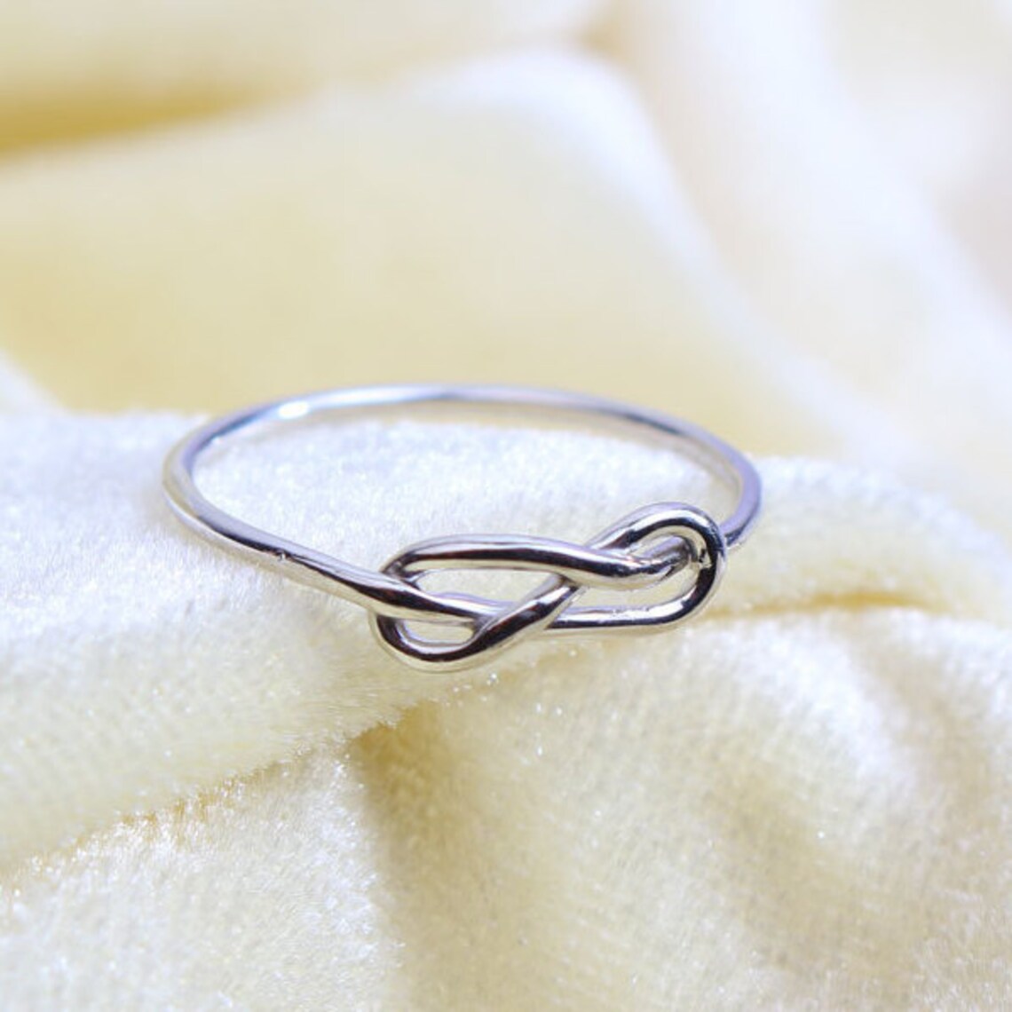Knot Ring / Infinity Knot Ring / 14k White Gold / Stackable - Etsy