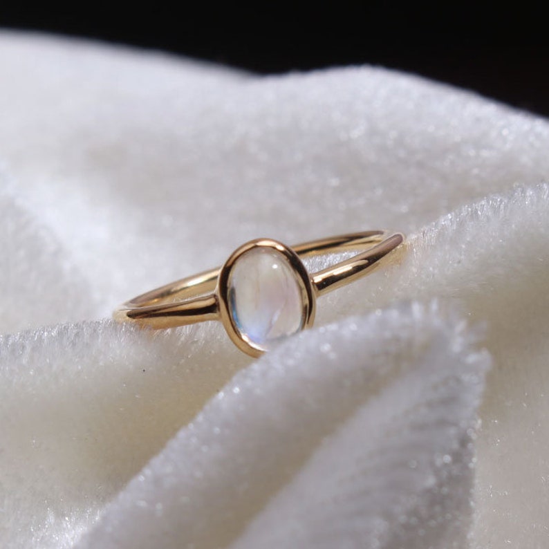 Moonstone Ring / Oval Cut Moonstone Ring in 14k Gold / - Etsy