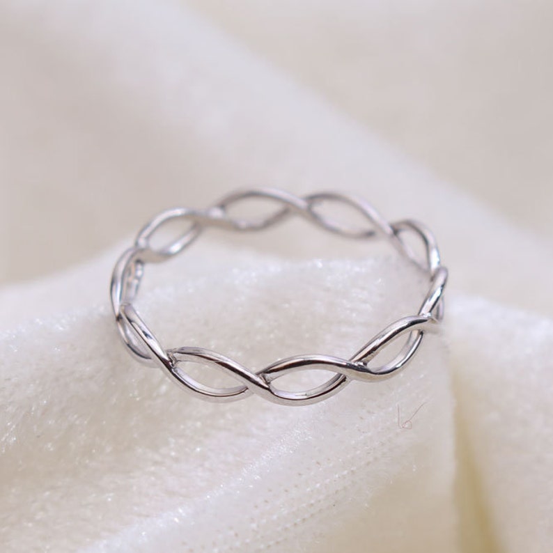 Twist Ring / Infinity Twist Ring / 14k White Gold / Stackable - Etsy