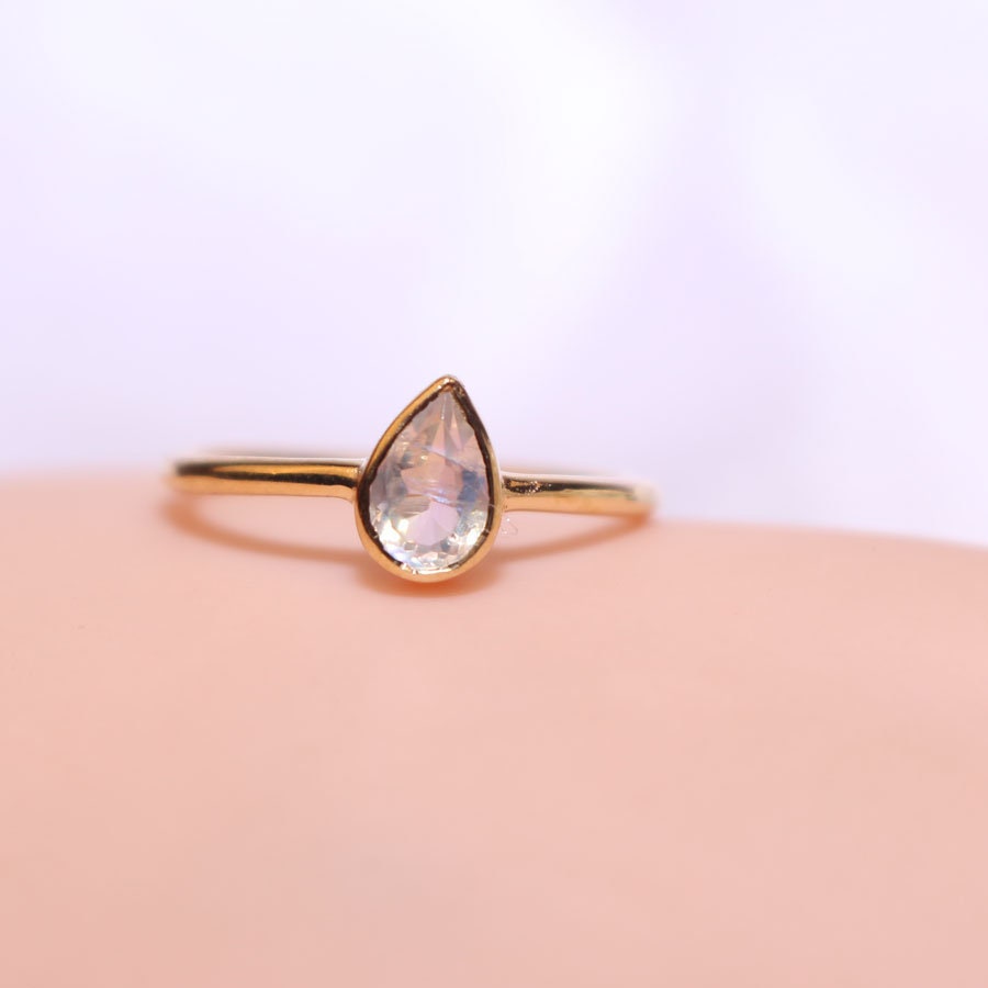 Moonstone Ring / 14k Gold Ring / Pear Moonstone Ring / 14k | Etsy