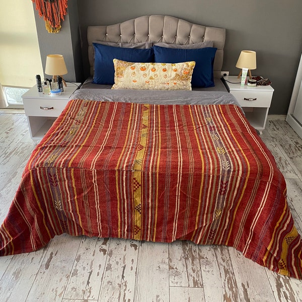 Wool Bedspread - Etsy