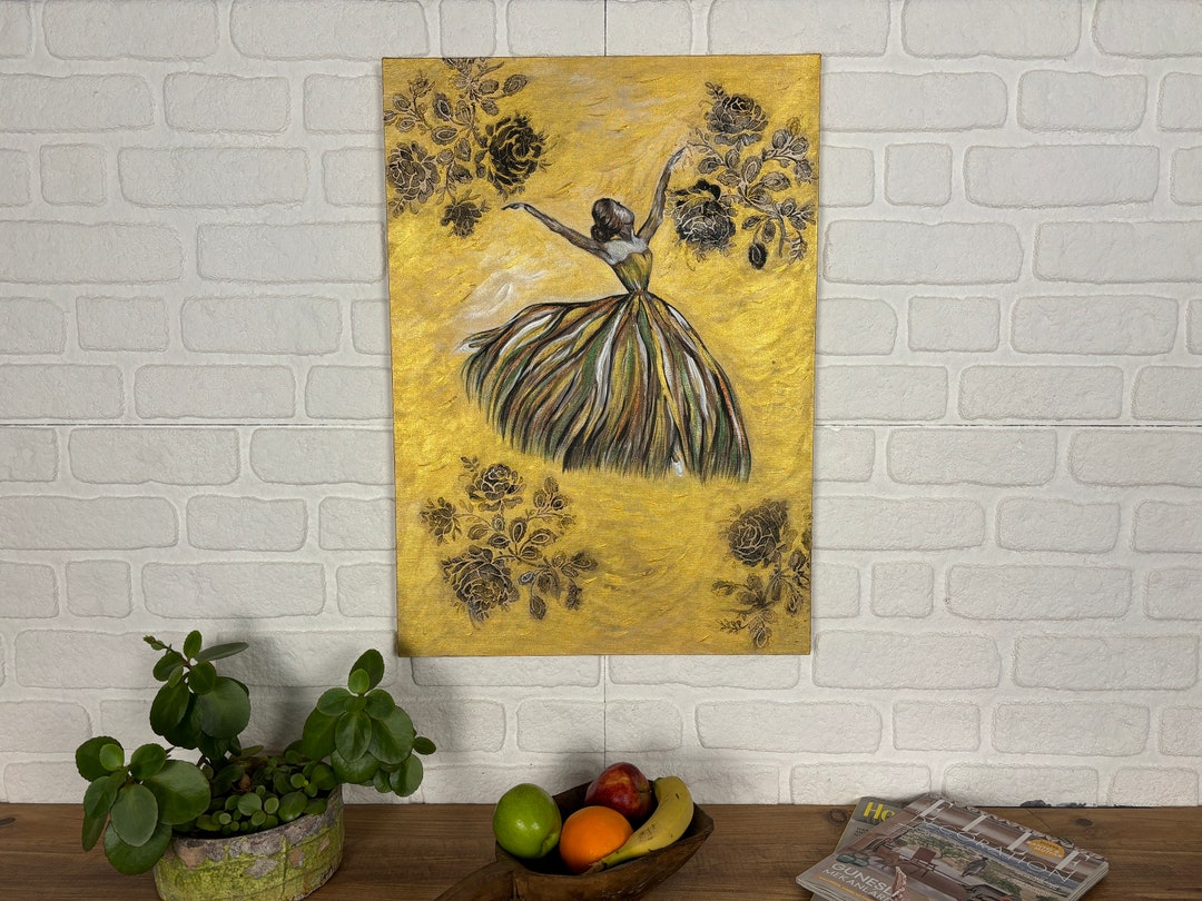 Yellow Female Figure Wall Painting, Oil Painting, Landscape Wall Art ...