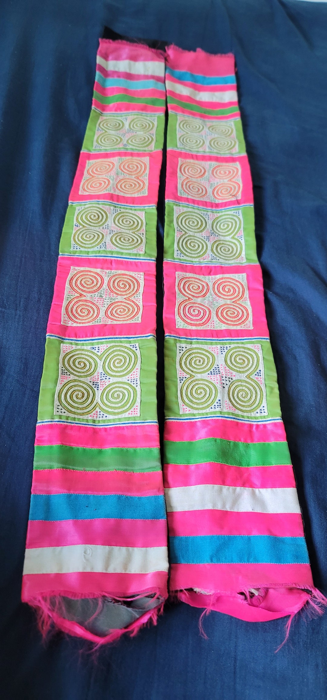 Hlab Paj Ntaub Qwj Set - Etsy