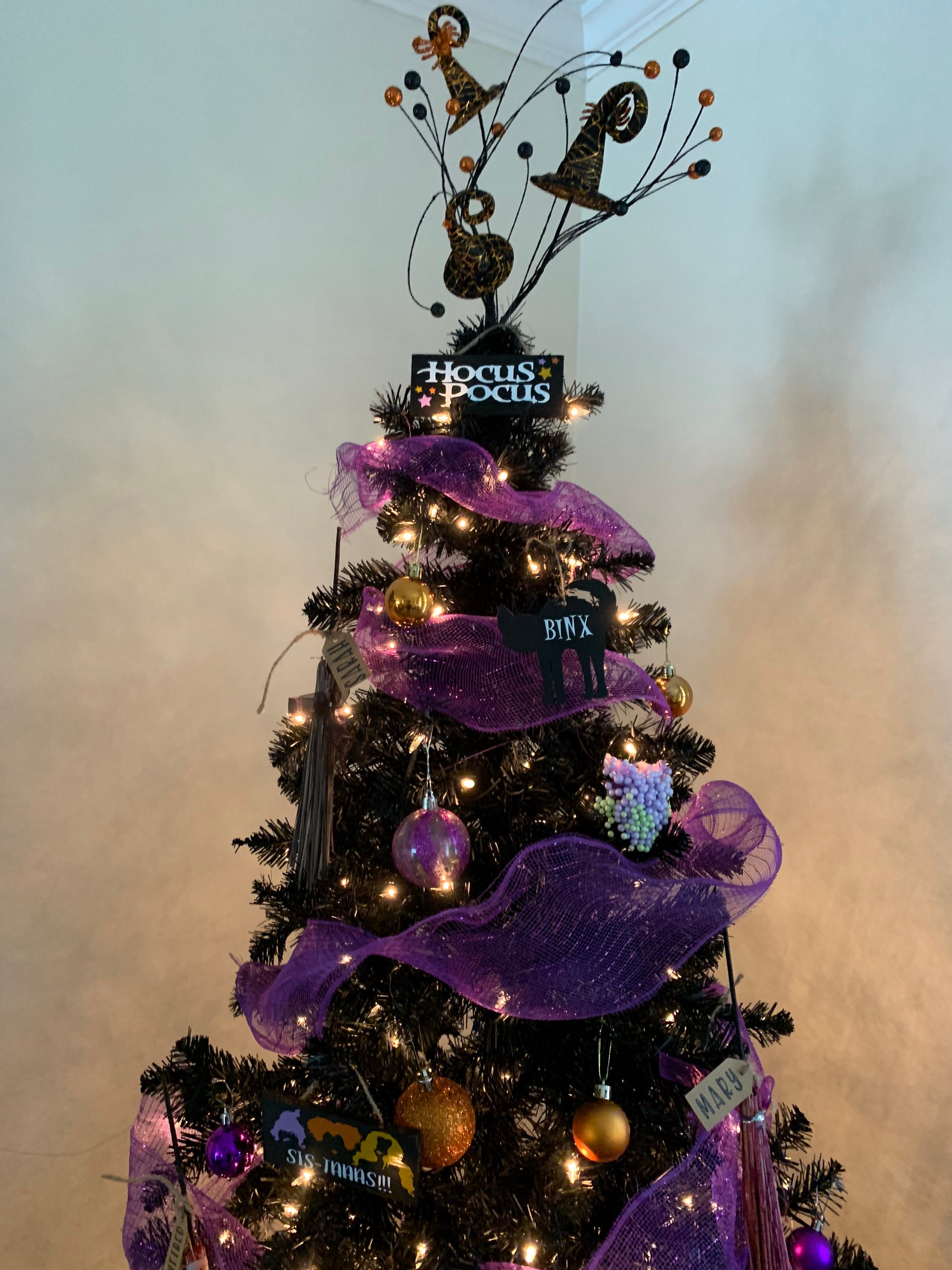 6.5 Ft Hocus Pocus Halloween Christmas Tree/ Halloween - Etsy