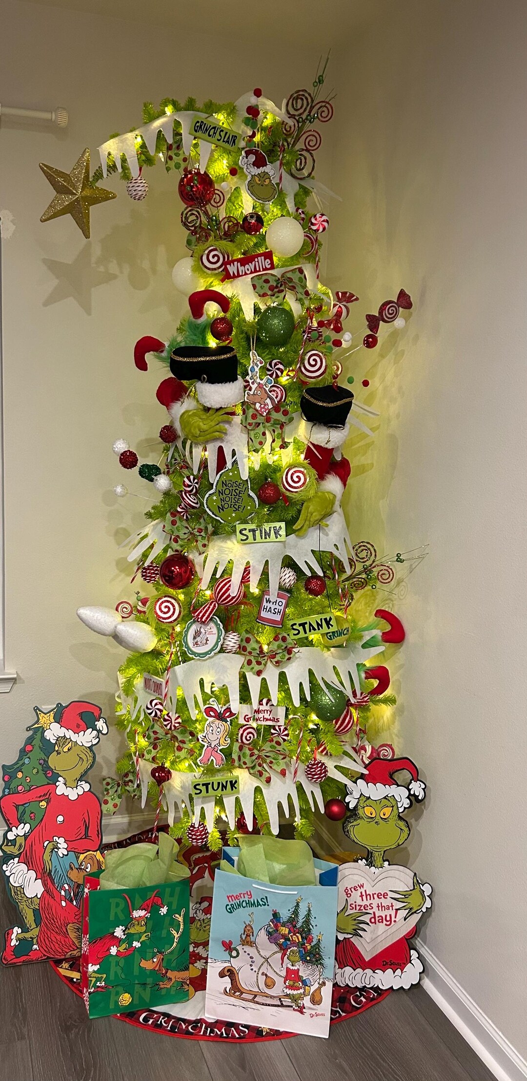Grinch Stuck in Christmas Tree Kit – 7.5ft Pre-lit Bent Tree With ...