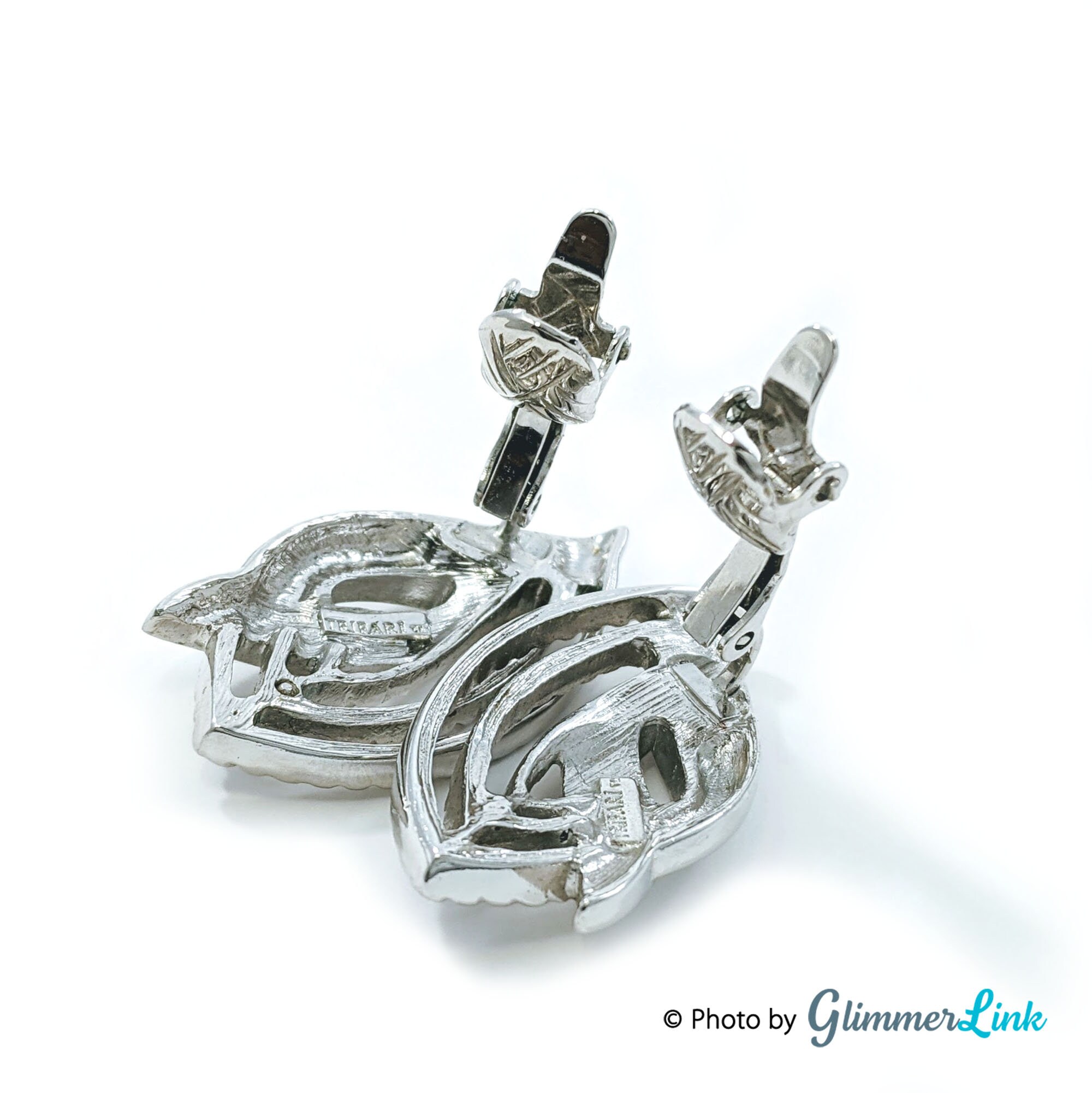 Vintage TRIFARI TM Silver Tone Oval Filigree Swirls Clip on - Etsy