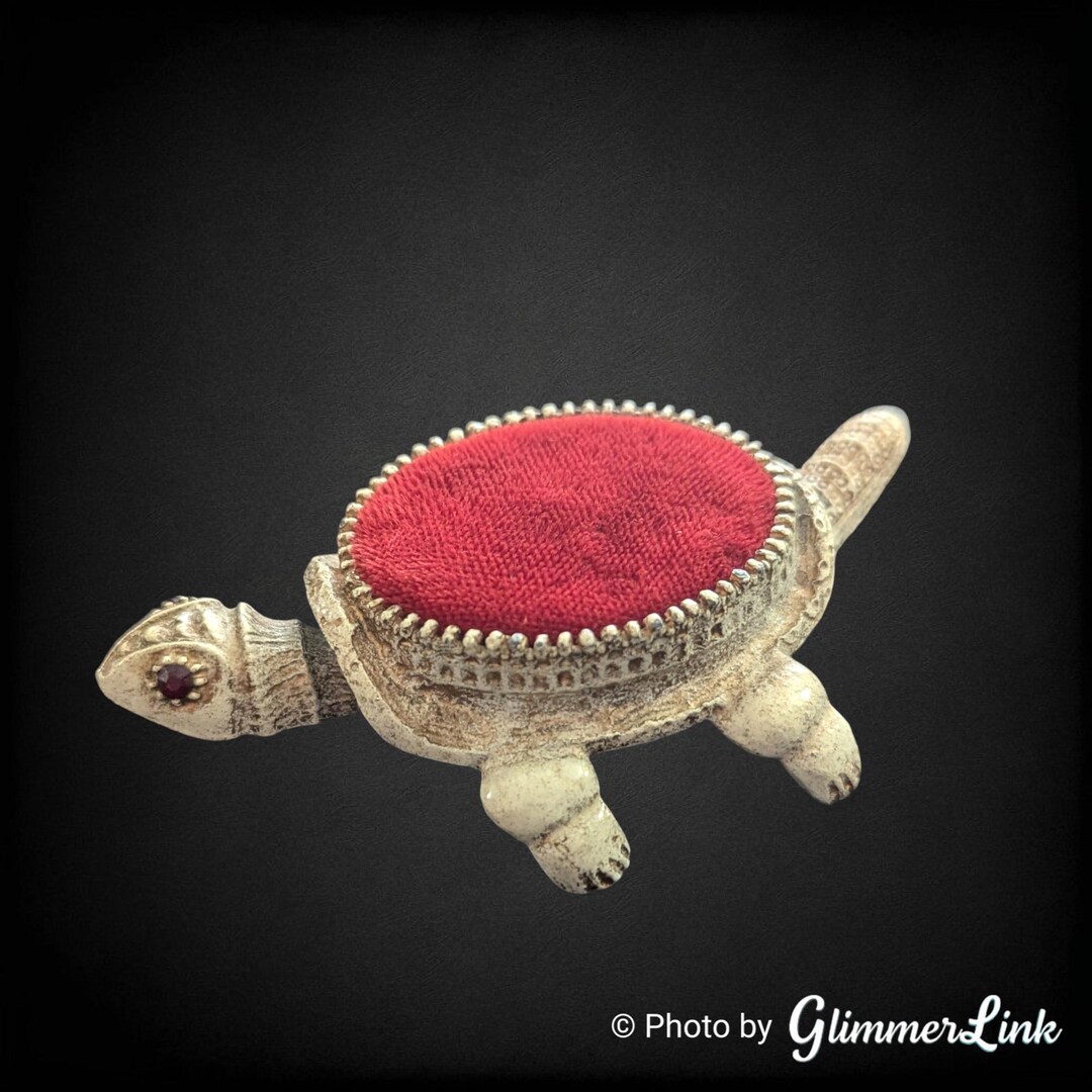 Vintage Florenza Articulated Nodding Turtle Red off White Rhinestone ...