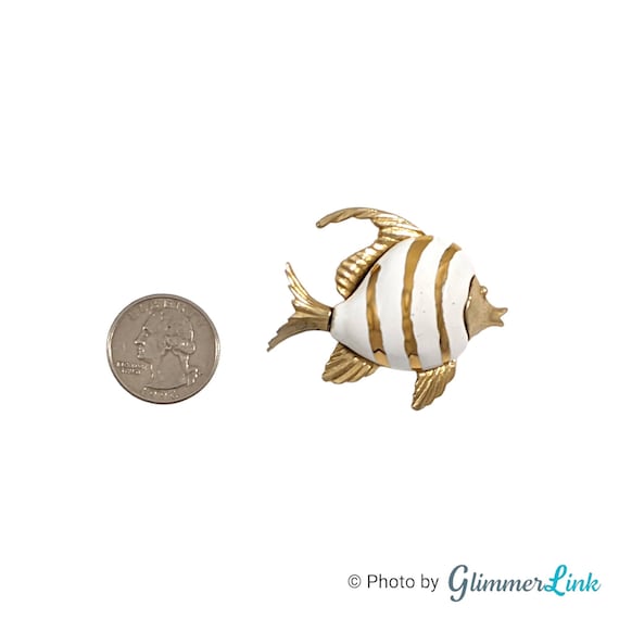 Vintage Angel Fish Striped Ceramic Gold Tone Brooch - Gem