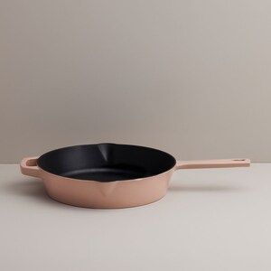 Dusty Pink Cast Iron Cookware Made From Recycled Materials - Etsy UK