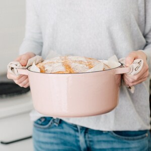 Dusty Pink Cast Iron Cookware Made From Recycled Materials - Etsy UK