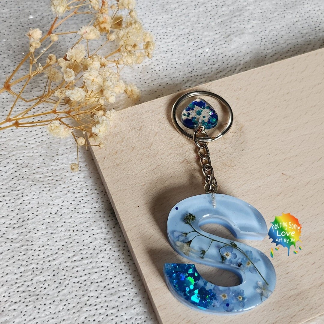 Forget-me-not Flower Initial Resin Keyring, Custom Letter Resin ...