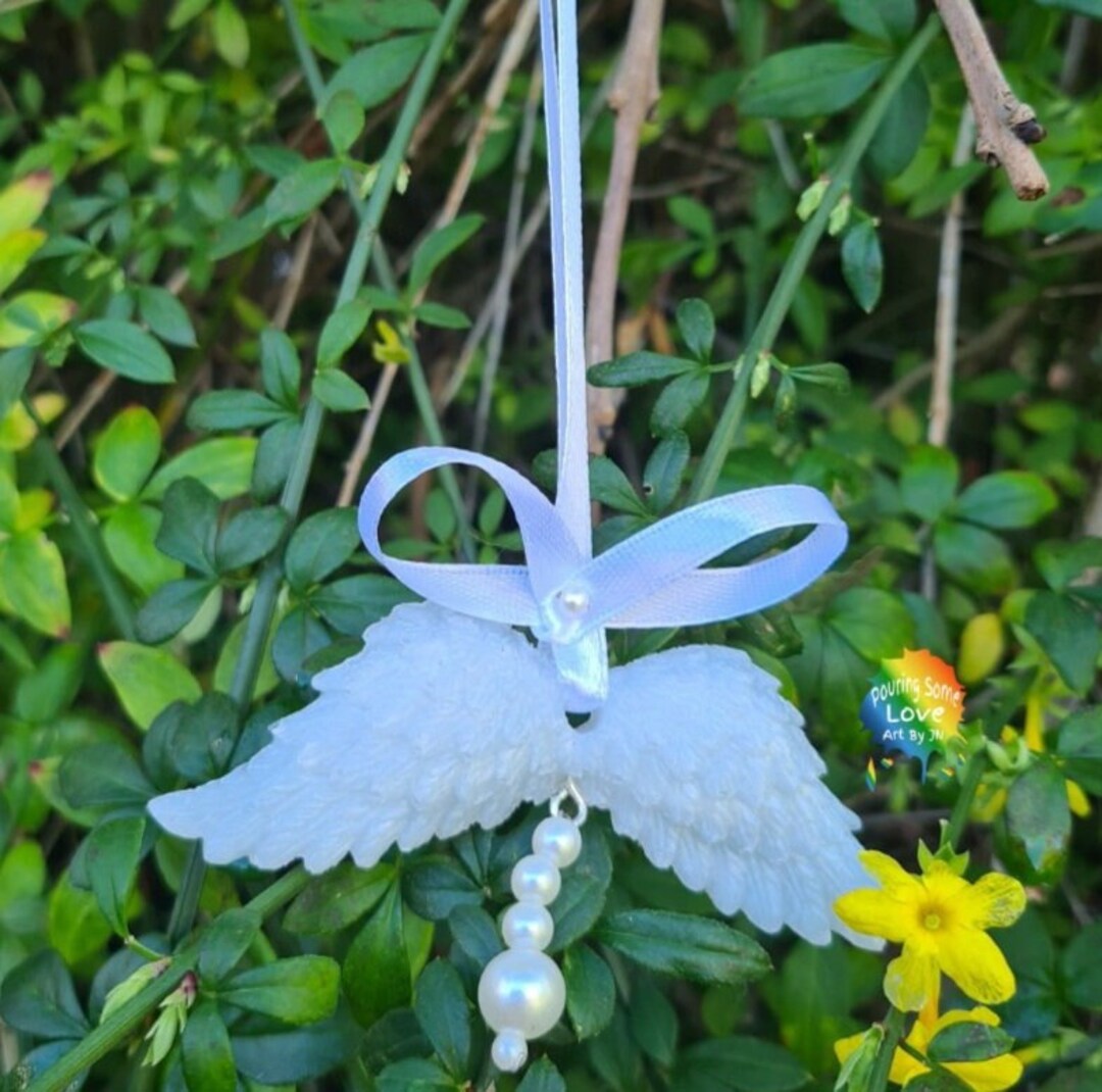 Christmas in Heaven Angel Wings, Resin Angel Wing Christmas Tree ...